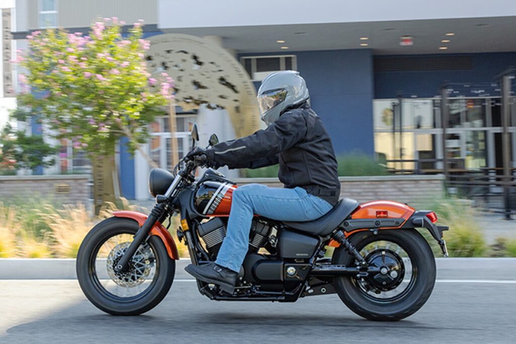 Honda Shadow Phantom 2025: Preço, consumo, informações técnicas e design